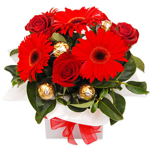 Delicious Red | Prestige Flowers